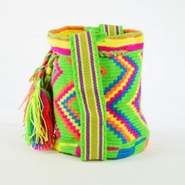 Wayuu Bag Size: An Insider's Guide ⋆ #1 Worldwide - Wayuu Mochila Bags ...
